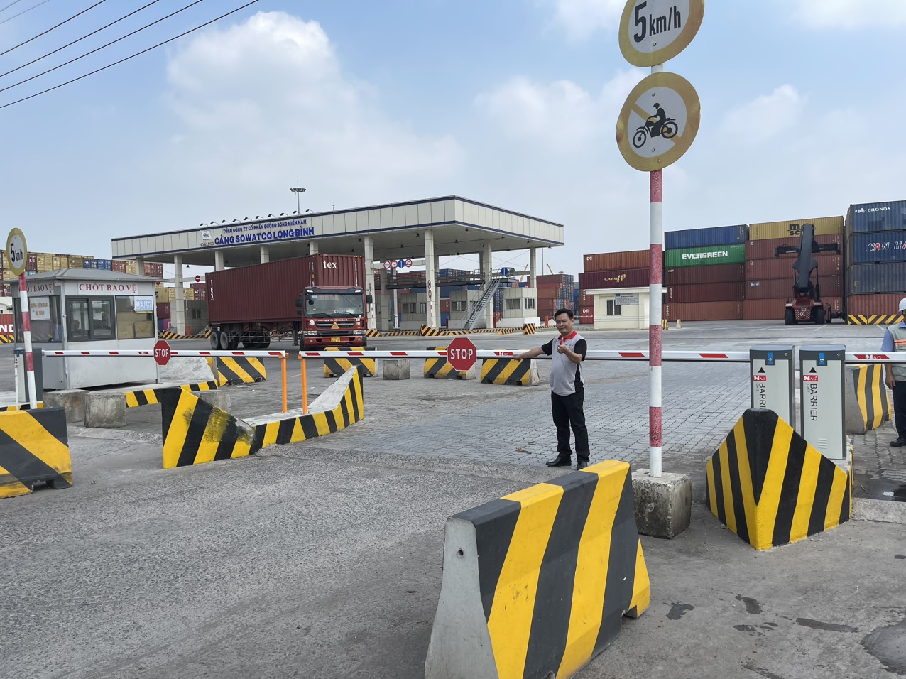 Barrier Tự Động MAG BR618T - APS | Công ty TNHH Phát Triển Công Nghệ ...
